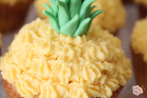 Cupcakes à l'ananas en forme d'ananas! - La pâte d'Amanda